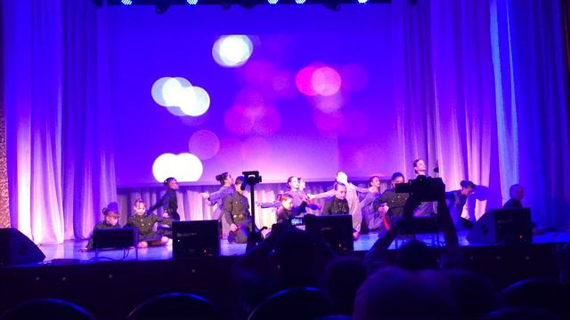 Месяц май  танец 2022год