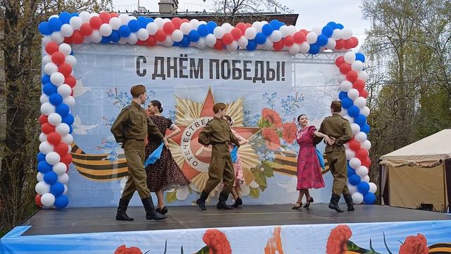 02-04. Белые ночи. Синий платочек