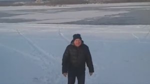 Песня о далёкой родине.
Музыка - М. Таривердиев, Слова - Р. Рождественский.
Алексей Марсаков.