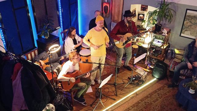 15. Дружба / LOO4SHIY и OJO ROJO