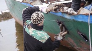 Подъем судна из реки Нева "Спас-Трак 4х4" при содействии ООО "Альтернативные решения"