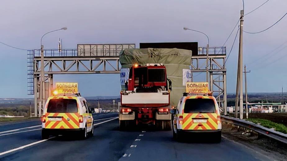 Ширина  груза - 6,7 м. Высота - 5,81 м. Общая масса - 394 т. Оборудование для АЭС "Аккую" (Турция)