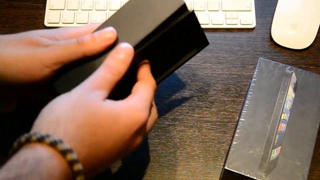 unpacking iphone 5