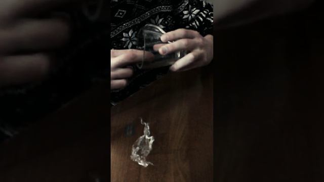 Как заточить лезвие безопасной бритвы?  #shorts #бритва #бритье