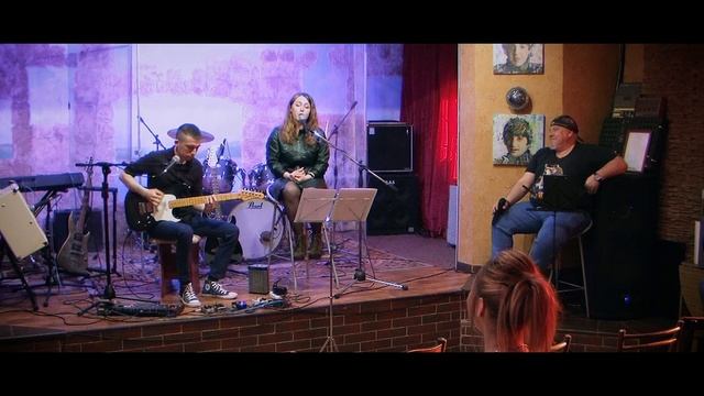 Ampleforth - Личка [LIVE]