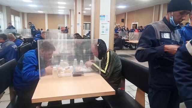 очередь в столовую