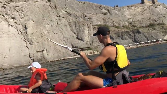 2018.08.25 - сплав по Чёрному Морю в сторону бухт Новый Свет на каяках