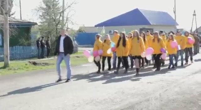 Праздничное шествие на День победы 9 мая.mp4