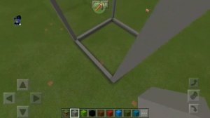 Построил Гигантский Офис в minecraft?