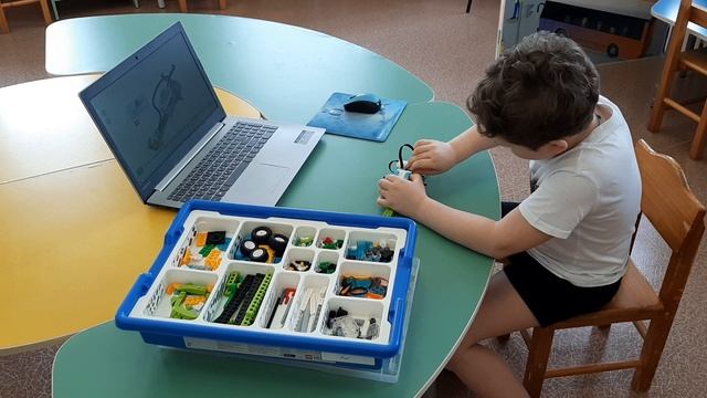 Робототехника. 2 место. Суров Ярослав.mp4