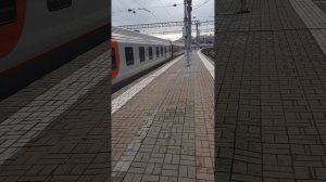 Электровоз ЭП20-079 (ТЧЭ-6) со скорым поездом 102 "Сочи" Москва-Адлер
