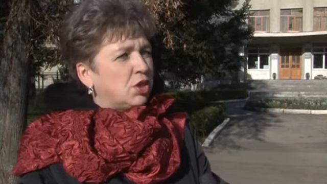 Отделу социальной защиты населения Кузнецка  вручили новенький автомобиль. Октябрь 2011 год.