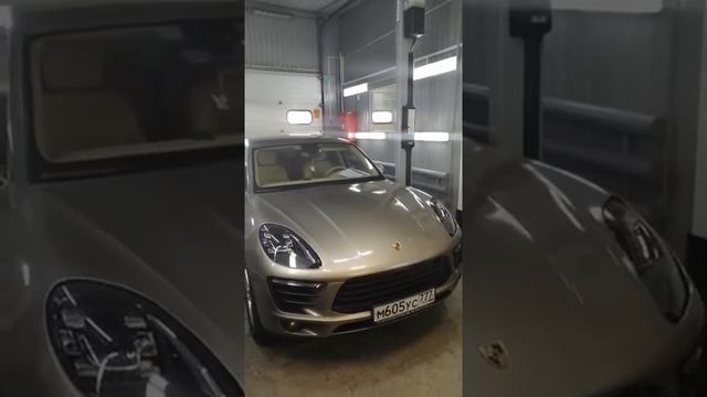 Замена масла двигателя и фильтров Porsche Macan