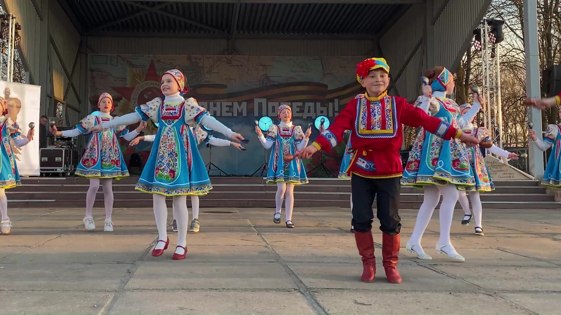 09.06.2021_Праздничный концерт 9 мая 2021 года_1 часть.