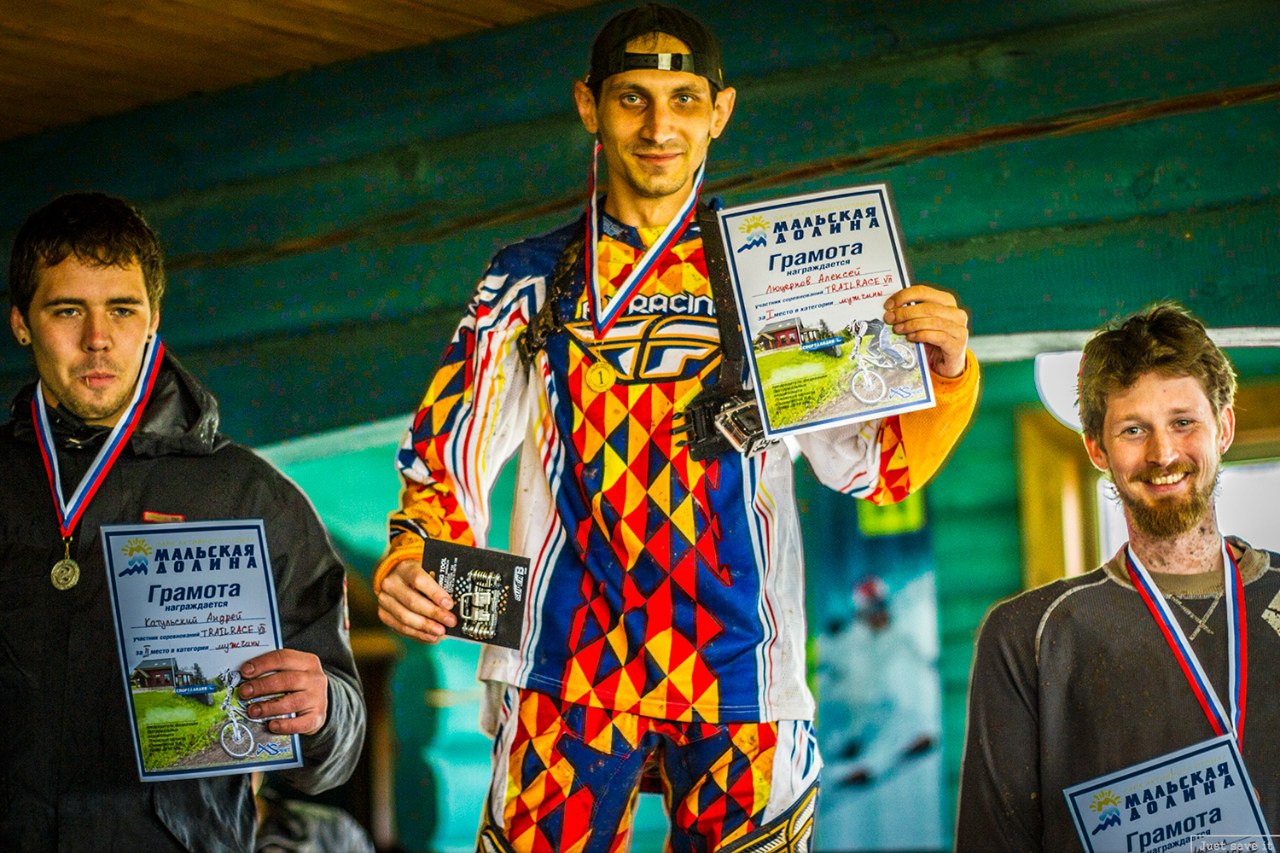 велоспорт - Mini Downhill Псков, ливень, первое место