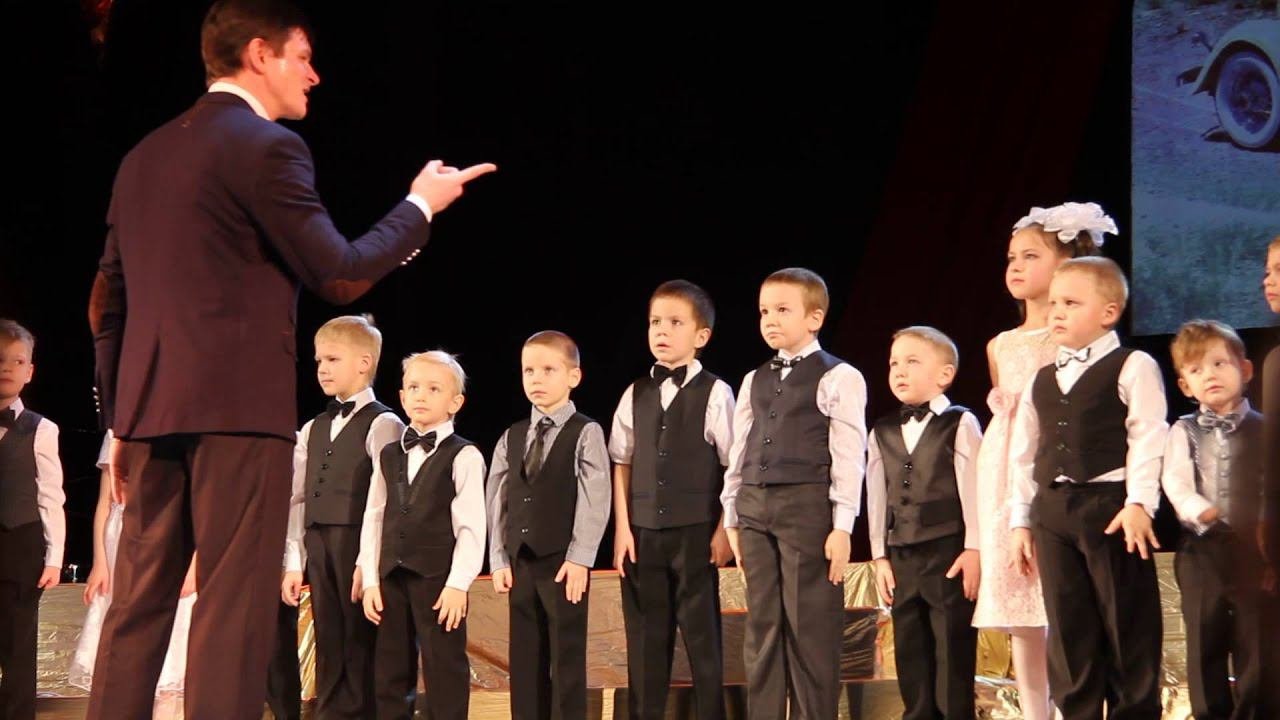 "Дело было в Каролине" - хор "Крутые парни и девчонки"