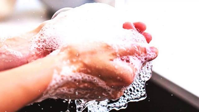 Как прилечь деньги  помощью мытья рук.