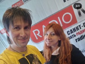 Radio METRO_102.4 [LIVE]-23.09.28-#ВечернийГородСЕленойЛариной — Сергей Елгазин