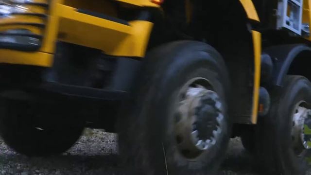 2021 Mercedes Arocs 8x8 Offroad test drive – смотреть видео онлайн от ...