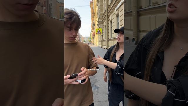 Привет! Это канал магазина и сервисного центра оригинальной техники Apple в центре Санкт-Петербурга.