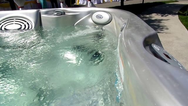 Бассейн СПА Jacuzzi J-375 231x23x97 см