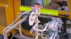 Нанесение дорожной разметки(www.asphalt-zavod.ru)