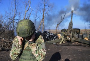 Минобороны показало боевую работу гаубиц "Мста-Б" в зоне СВО / События на ТВЦ
