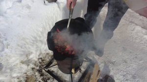 Картошка с мясом в казане.