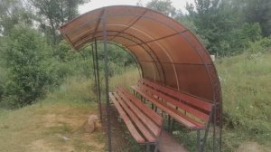 Обращаюсь ко всем не оставляйте мусор, пластик на природе.