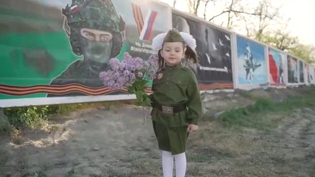 Дорогие мои пацаны "Сергей Ростовъ" - детскими устами.