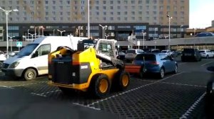 Отгрузка мини-погрузчика LiuGong CLG 385B (ХАНОЙ-МОСКВА).mp4