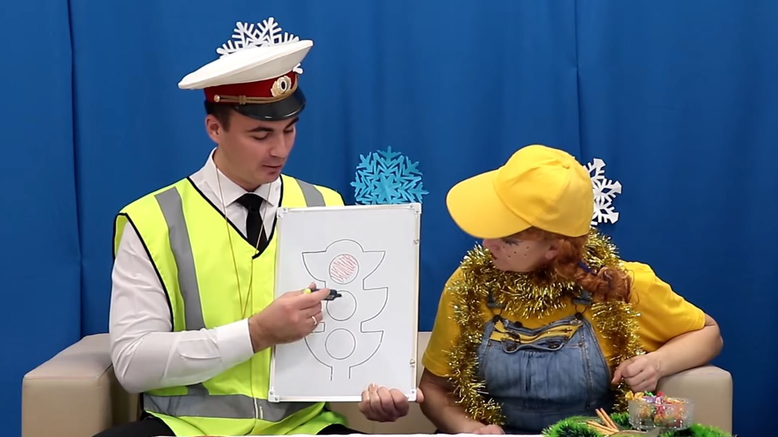 Игровая программа для детей "В гостях у сказки").mp4