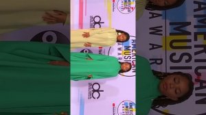 2018 Red Carpet Music Awards Super Star Fashion Show American Music (36)