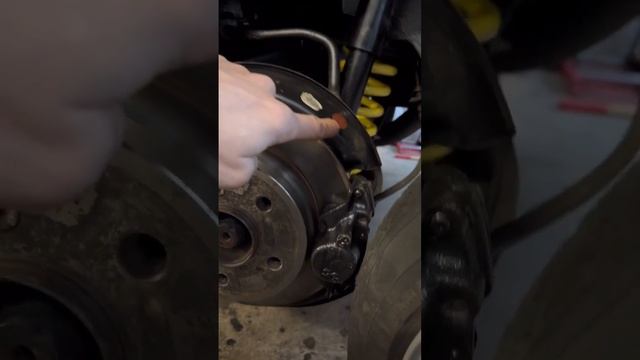 Мерседес W124 настройка парковочного тормоза ручника