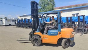 Бензиновый погрузчик TOYOTA 02-7FG30  грузоподъемностью 3000 кг высота подъема 4500 мм 2006