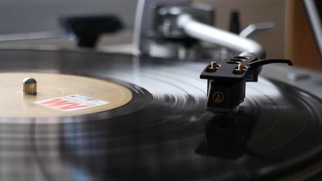 Carpenters - Mr Guder (Original 1970 Vinyl) HQ Recording - Technics 1200G  Audio Technica ART9.mp4