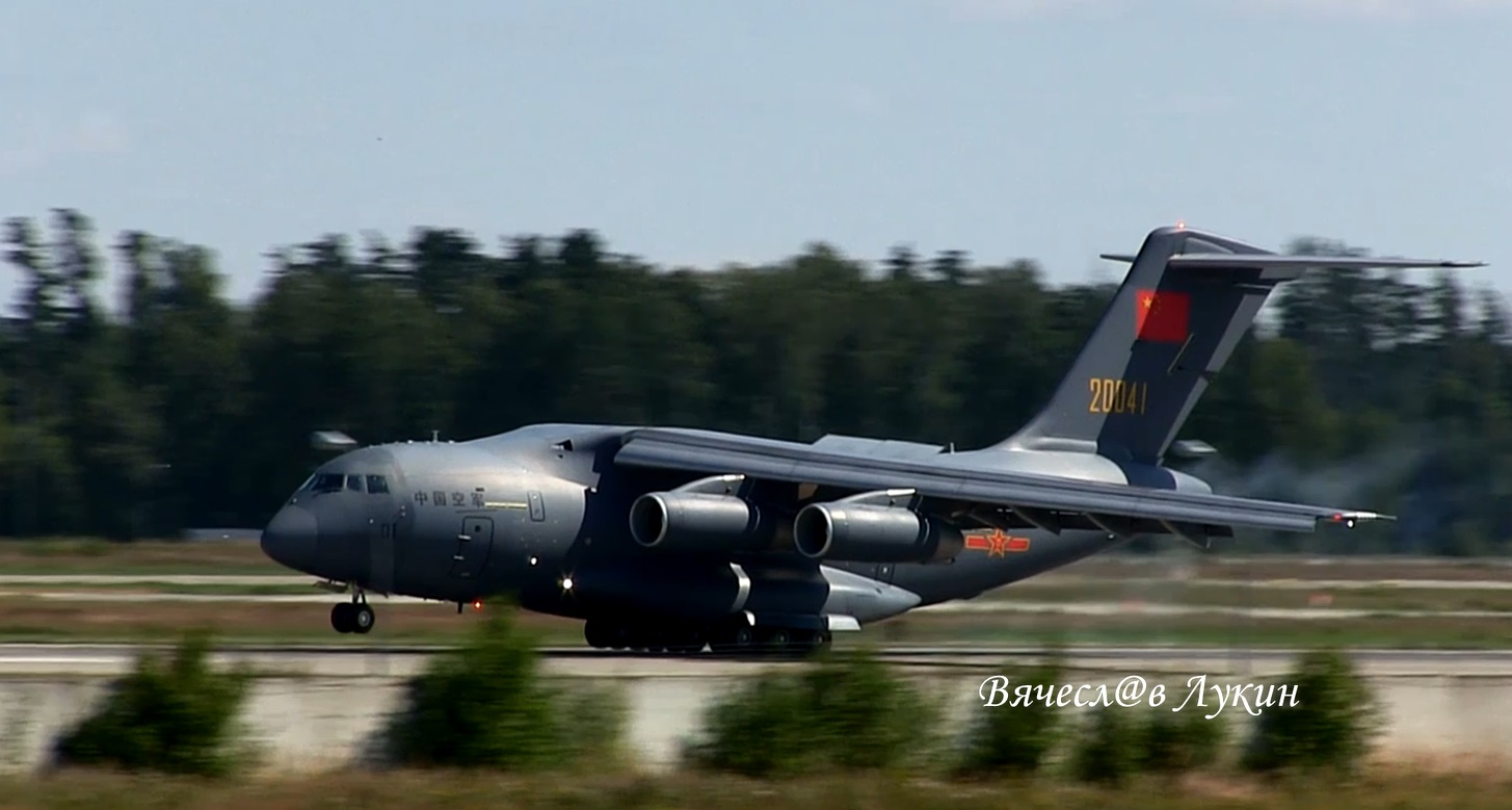 Гость из Китая Xian Y-20 Reg 20041 China Air Force с двигателями Д-30КП-2 как у Ил-76