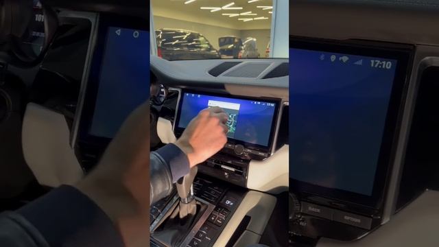 в порше макан вместо штатного монитора ставим  12,3'' со встроенной мультимедийной системой - ч.2