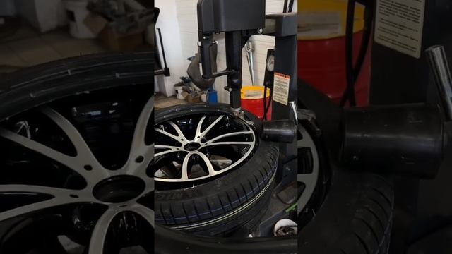 Установка датчиков давления , шиномонтаж