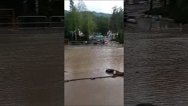 потоп в Манжерок резорт 1
