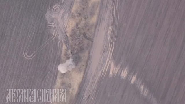 ?«Иксоводы ВДВ вычислили и уничтожили американскую самоходную артиллерийскую установку M109.#shorts