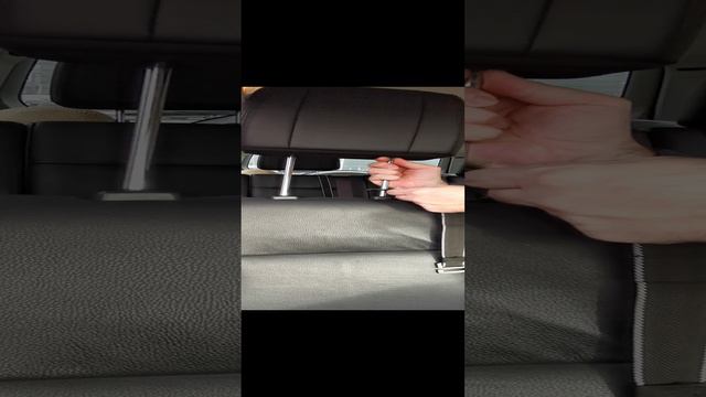 Монтаж вешалки автомобильной
