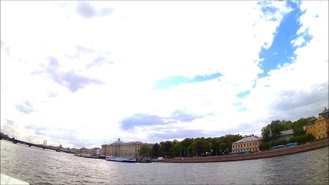 Лето на Неве