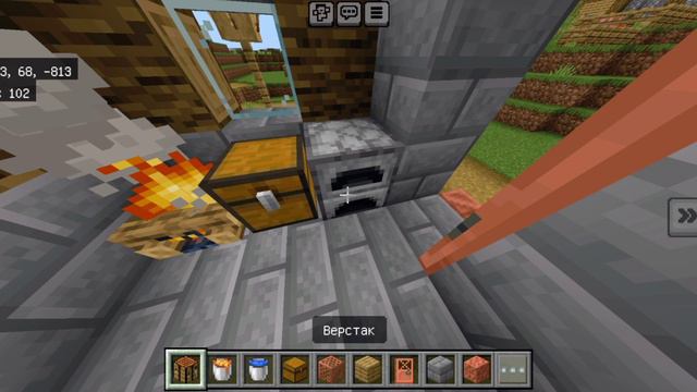 Улучшил один дом в нашей деревне minecraft.