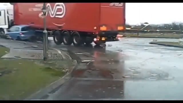Аварии грузовиков 4.mp4