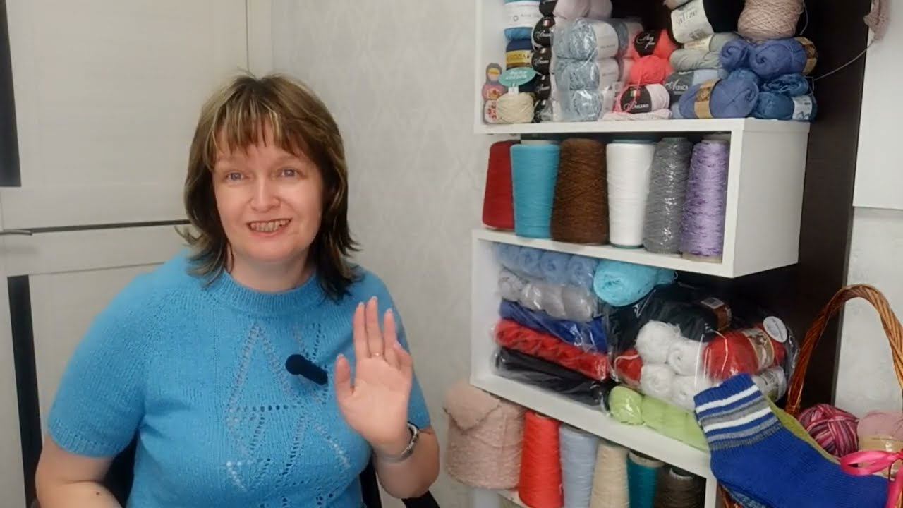 ВЯЗАЛЬНЫЙ ПЕРЕРЫВЧИК. Про вытачки, пряжу, азиатский росток, моль, молнию, вырез поглубже.