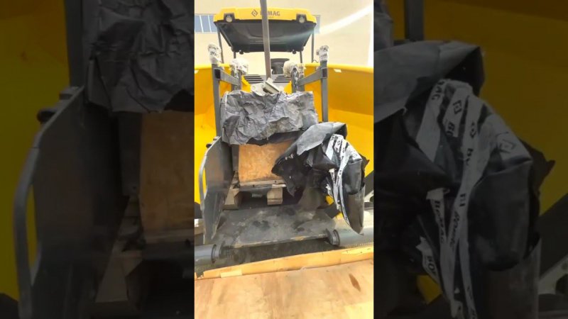 Асфальтобетоноукладчик Bomag BF 600 C, 2023