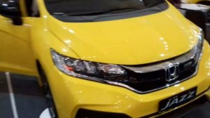 MOBIL HONDA BRIO 2018 VS MOBIL HONDA JAZZ 2018