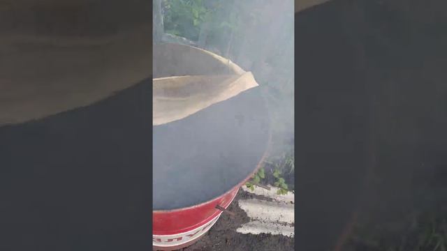 Коптим сало и мясо, холодного копчения.