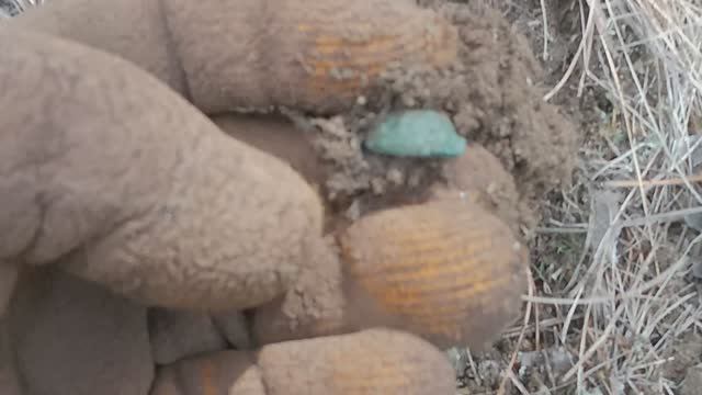 Копаю старьё.